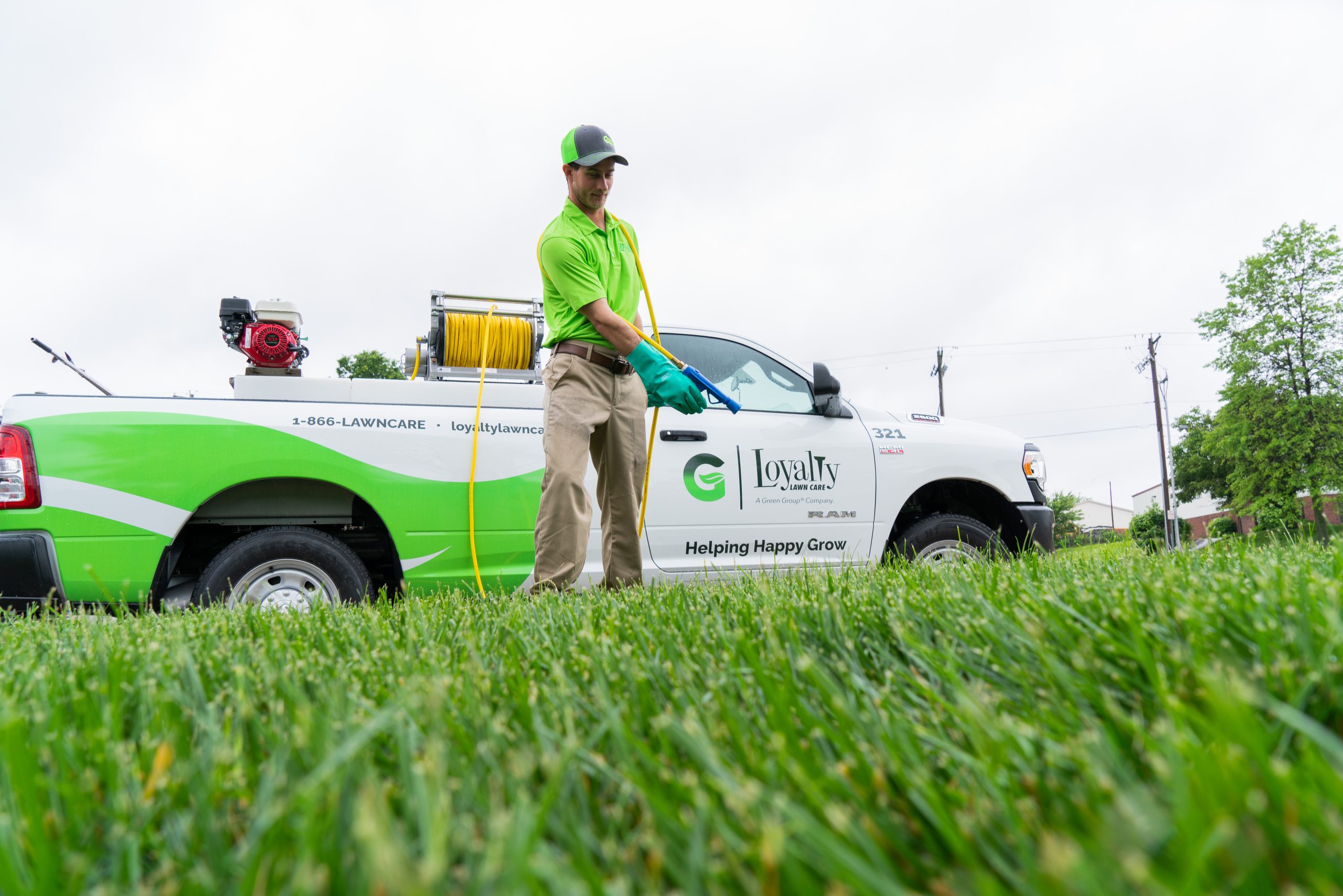The Pros of Hiring a Lawn Care Service | Loyalty Lawn Care